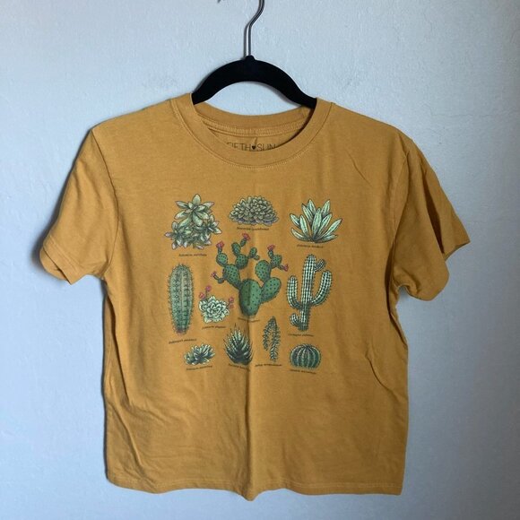 Fifth Sun | Tops | Fifth Sun Succulent Graphic Tee Size Small | Poshmark